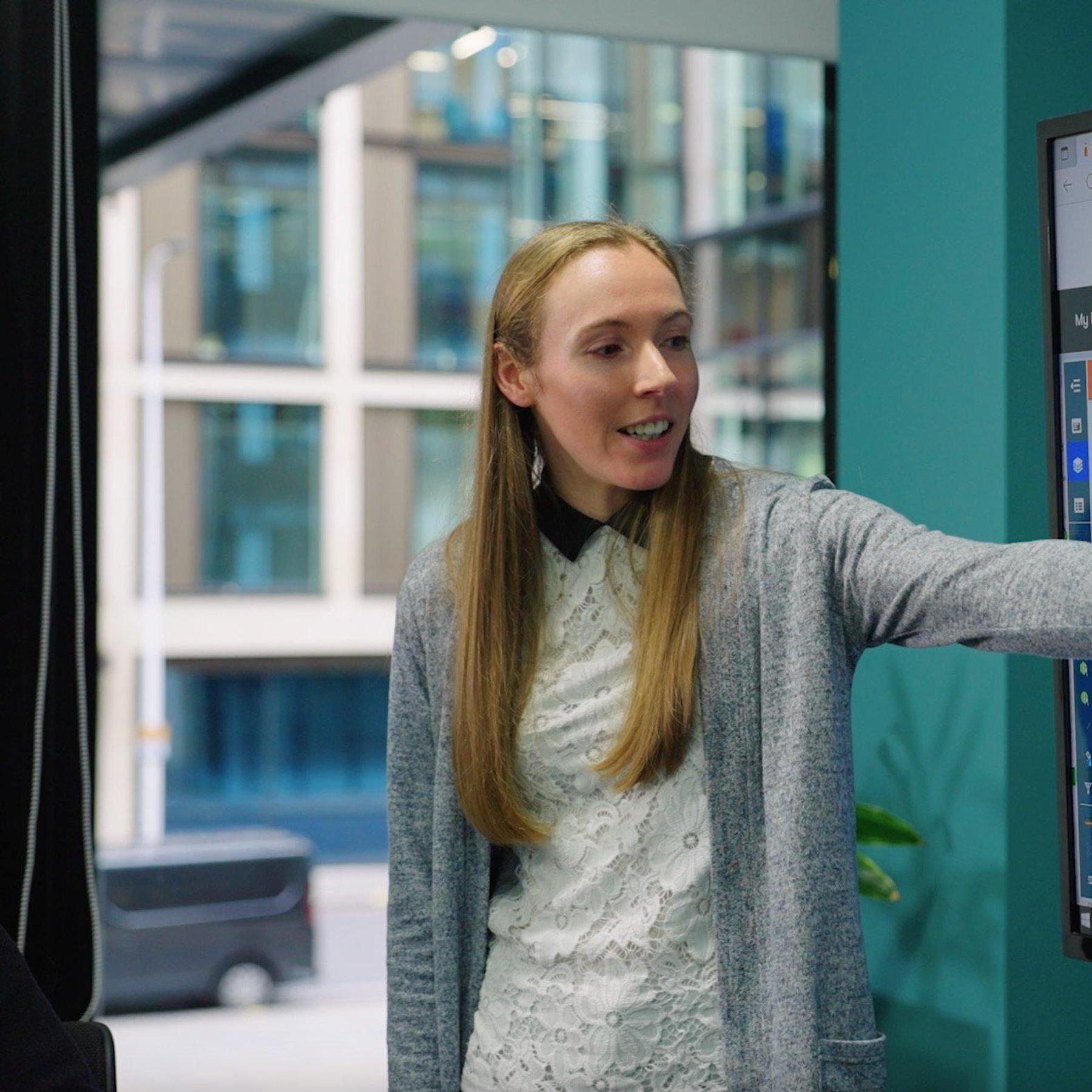 Meet a FarrPointer - Nikki Robertson - FarrPoint